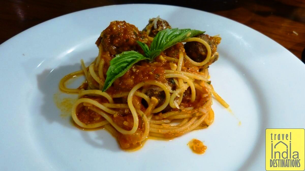 Best Romantic Restaurants in Mumbai - Travel India Destinations