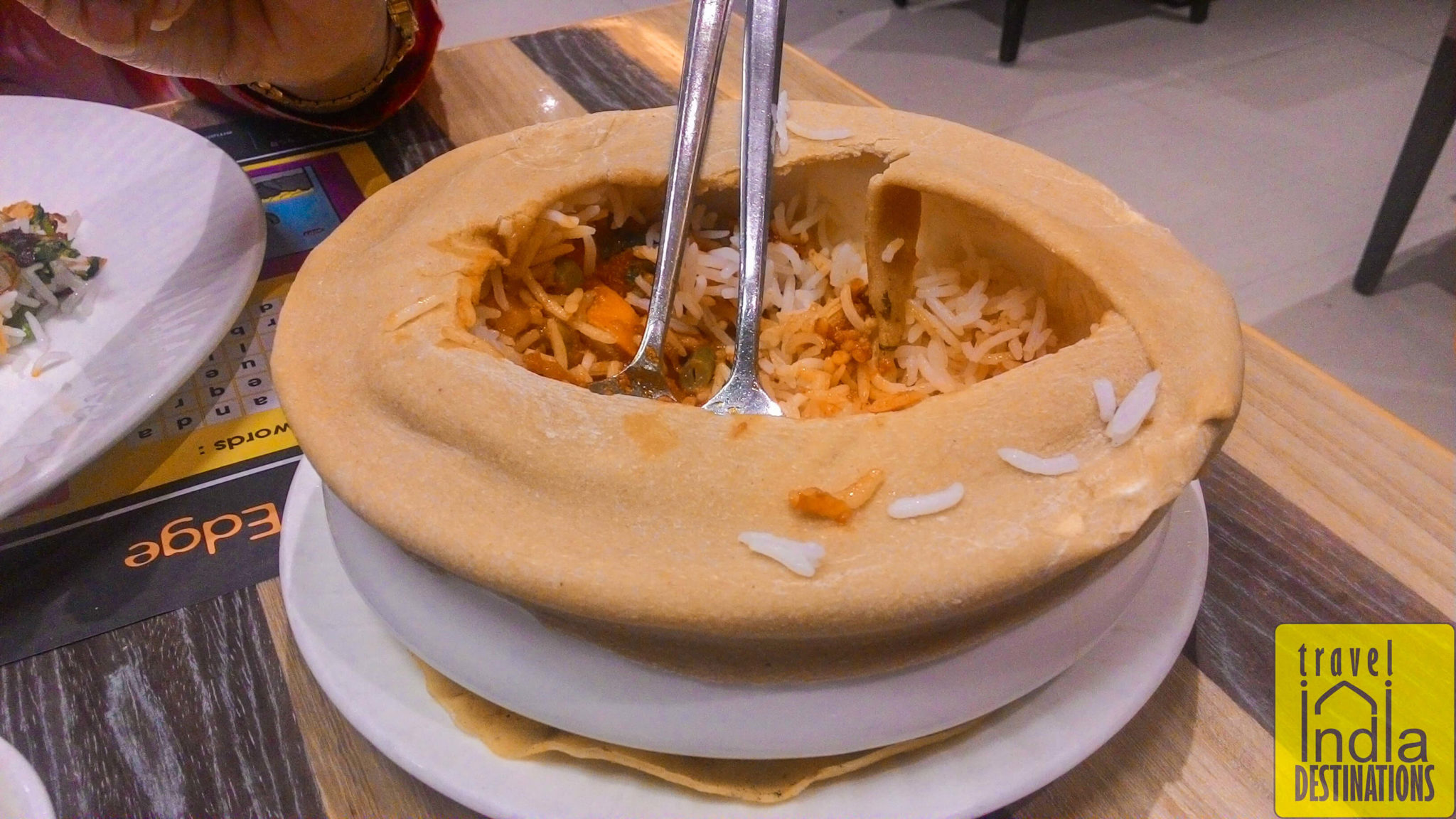 Cream Centre: A Veg Restaurant in Mumbai You Shouldn't Miss - Travel ...