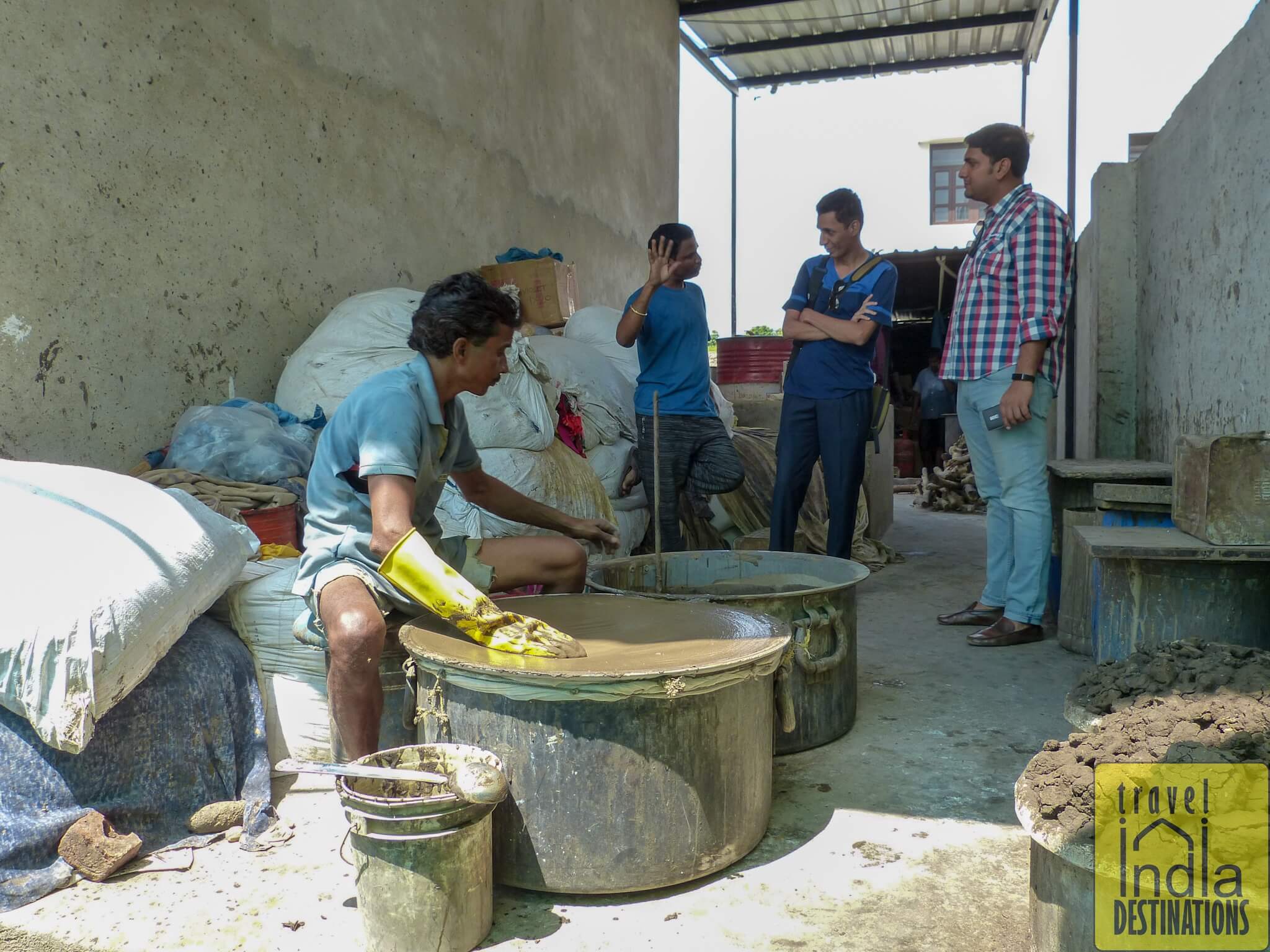 Daboo Printing: A Forgotten Fabric Art - Travel India Destinations