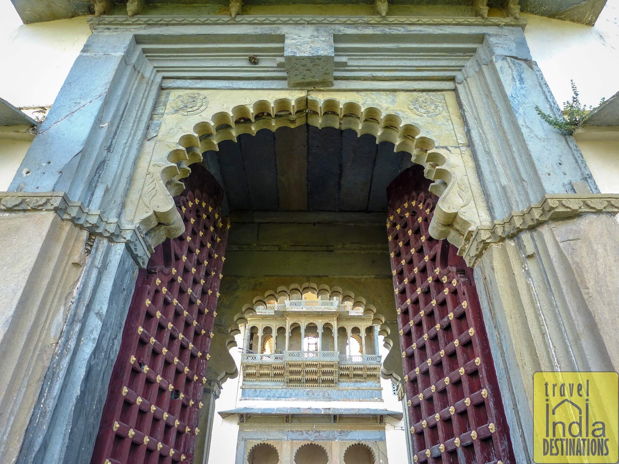 Sajjangarh Monsoon Palace Tour - Travel India Destinations