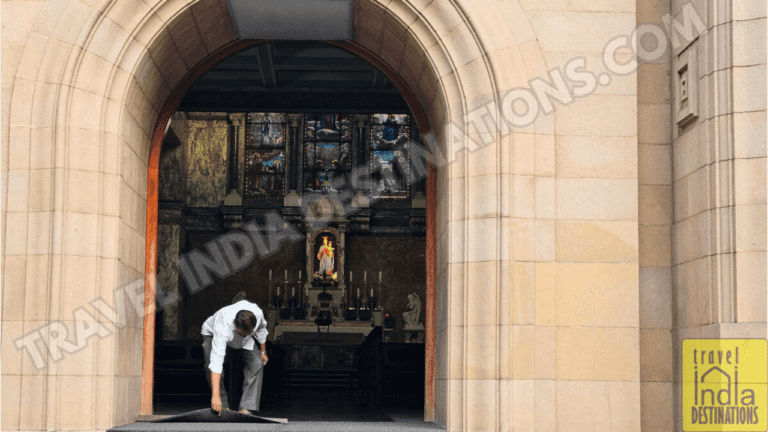 7 Famous Churches in Mumbai for Midnight Mass This Christmas - Travel ...